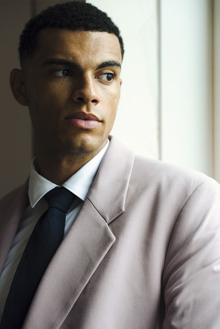 QUINTEN AJENIFUJA | Agencia de Modelos Barcelona | Uniko Models