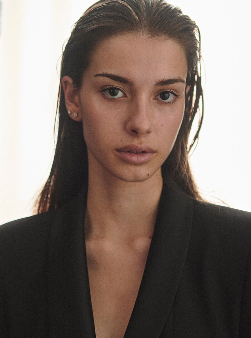 Female Development - Uniko Models | Agencia de Modelos Barcelona