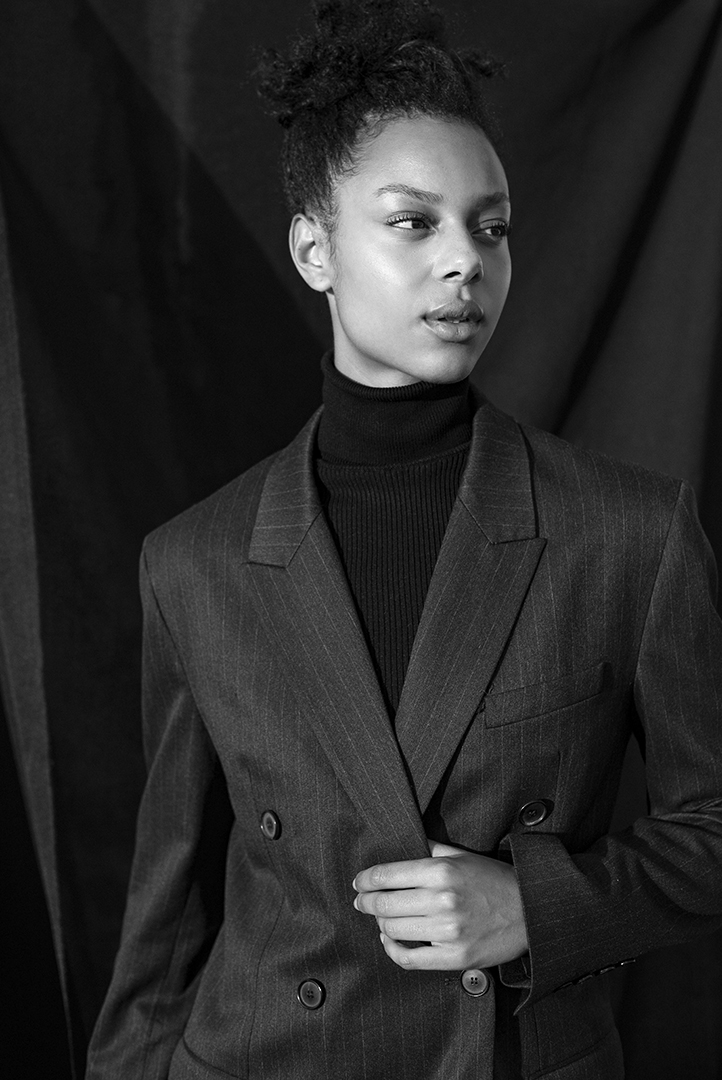 ANNETTE BENNING | Agencia de Modelos Barcelona | Uniko Models